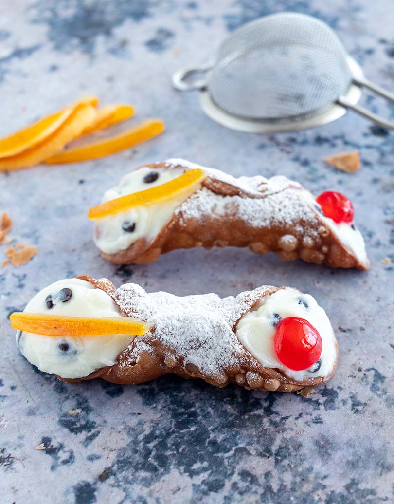 Cannolo siciliano - la ricetta di Cuoche ma buone